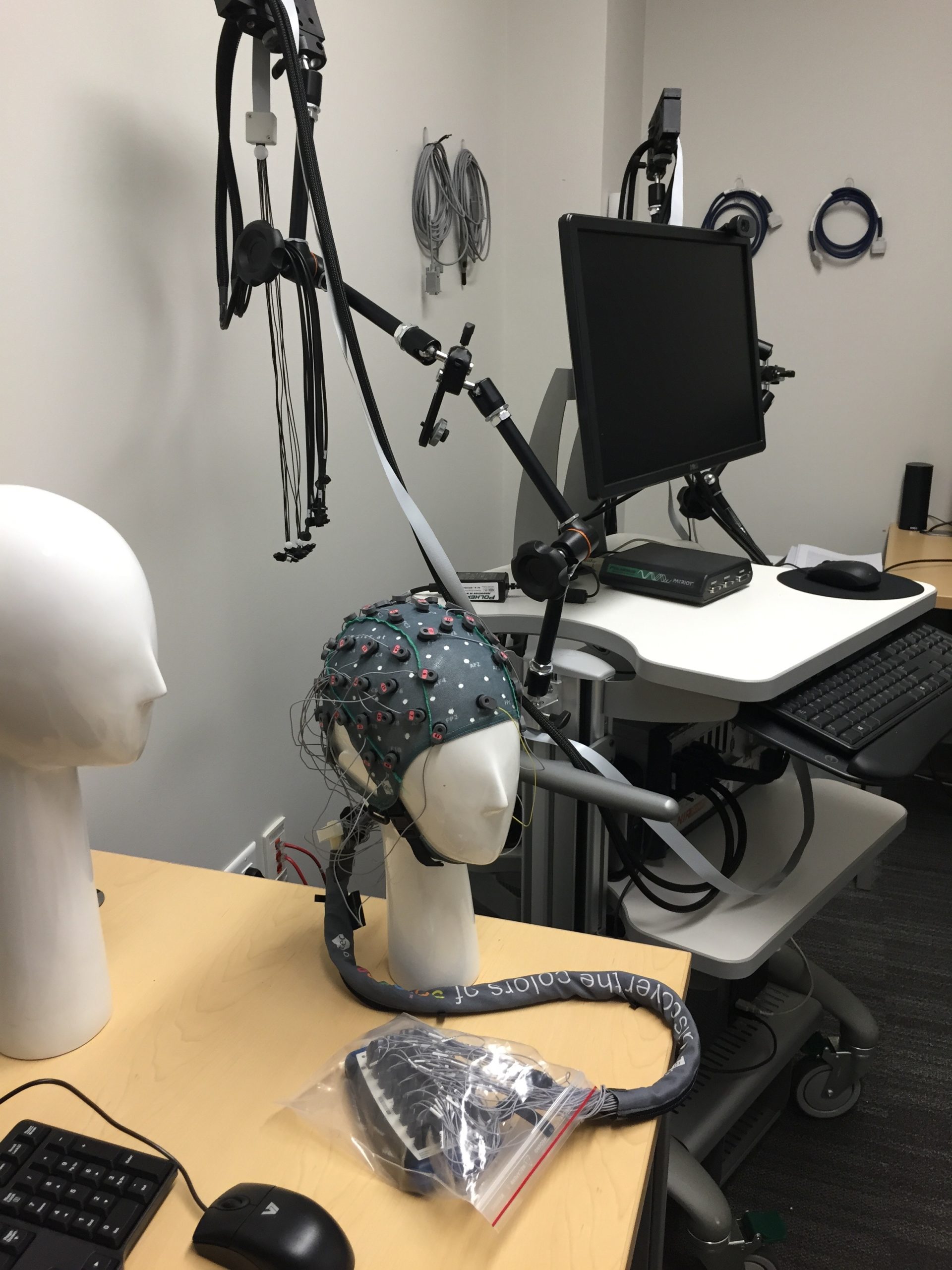 Lab Equipment – Developmental Neuroimaging Lab